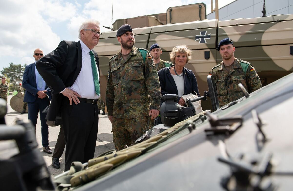 Kretschmann: Waffenlieferungen an Ukraine unabdingbar - Events - Reutlinger General-Anzeiger ...