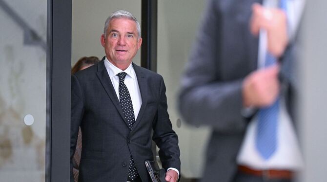 SPD und FDP wollen Entlassungsantrag gegen Strobl - Events - Reutlinger ...