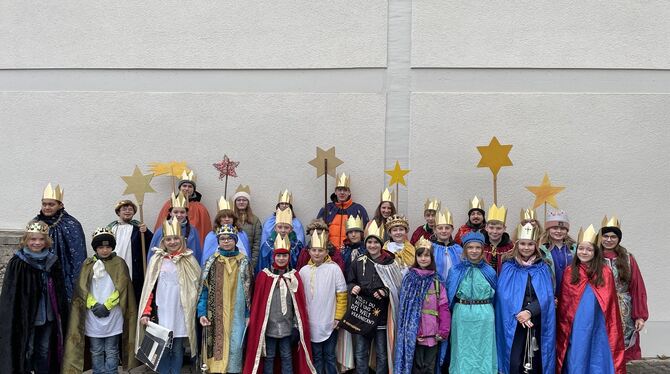 Erfolgreiche Sternsinger in Eningen sammeln tausende Euro für ...