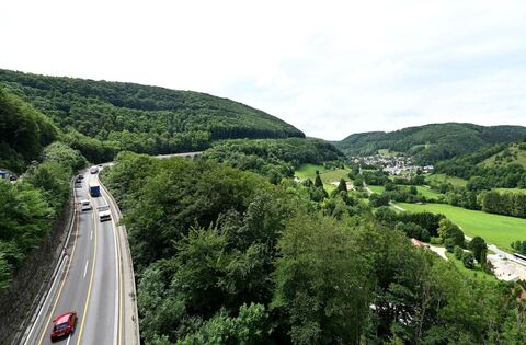 Die Autobahn 8 wird über die Alb voll gesperrt - Events - Reutlinger General-Anzeiger - GEA ...