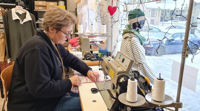 Schwabenpower produziert Fair-Fashion auf der Alb - Events - Reutlinger ...